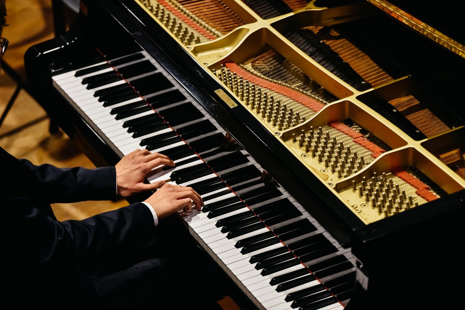 Cours de Piano - Music Center Avesnes/Helpe Cours de Piano - Music Center Avesnes/Helpe
